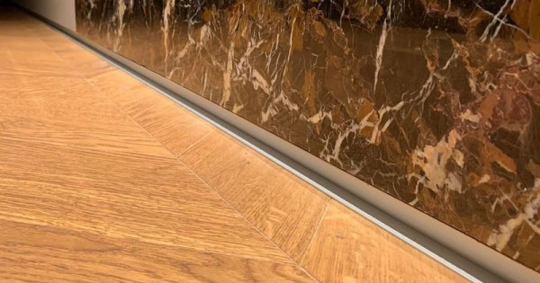 PROFDOORS | Concealed shadow plinth Metal Line AFM - Metal Line AFM
